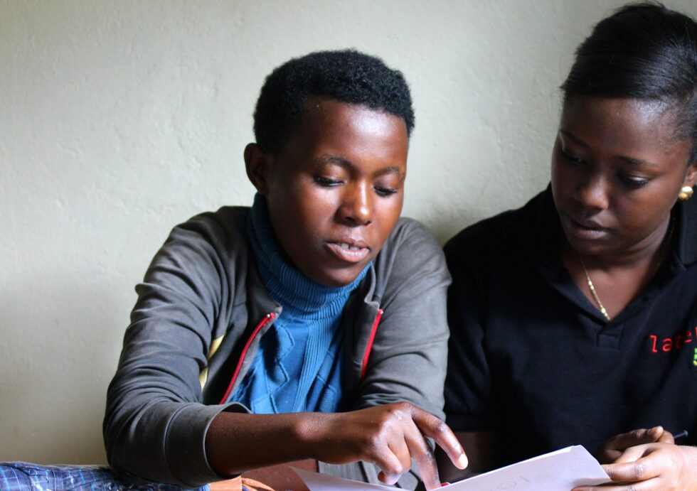 Measuring social norms through survey experiments - Laterite