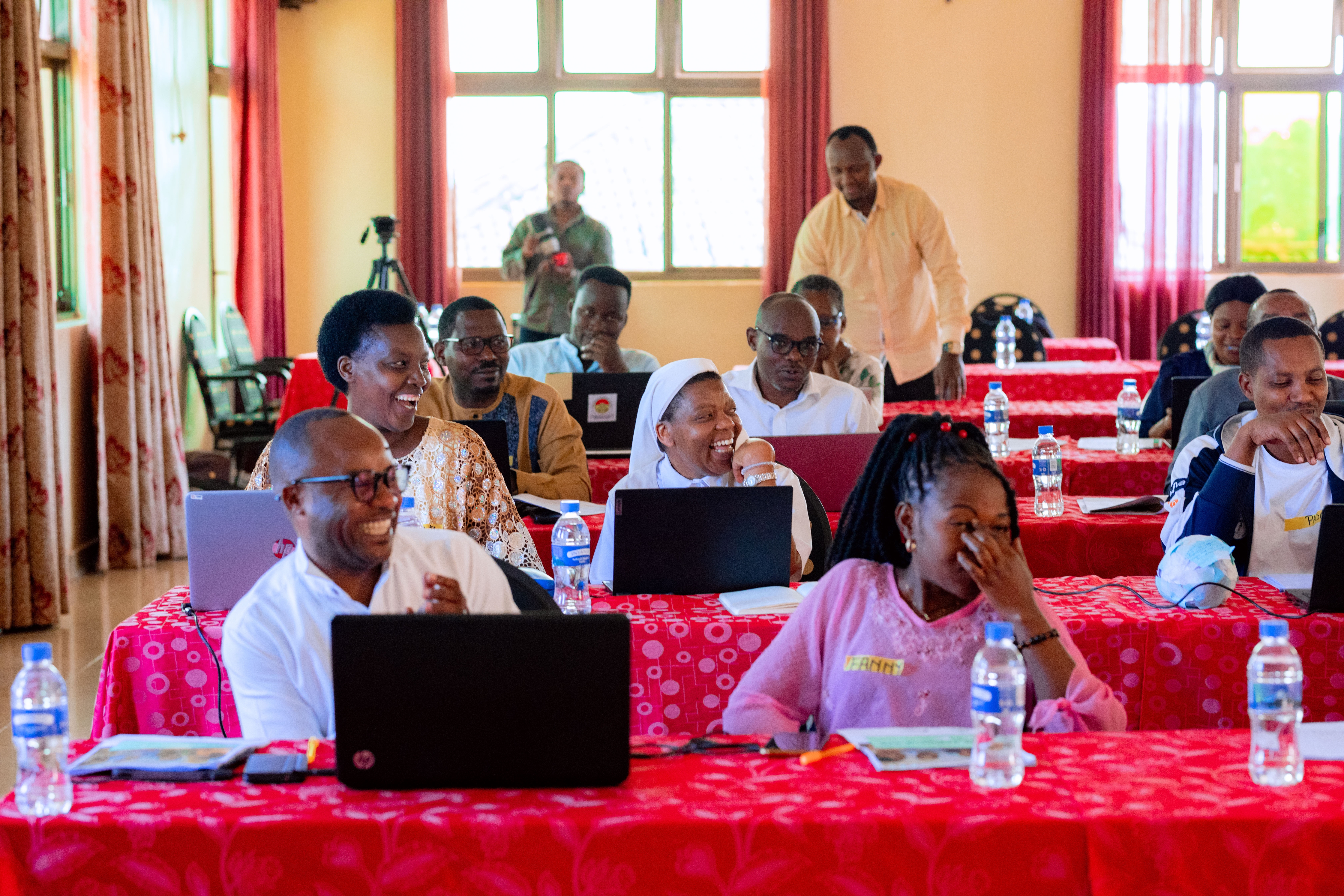 Rwanda completes large-scale school leaders’ data-use training - Laterite